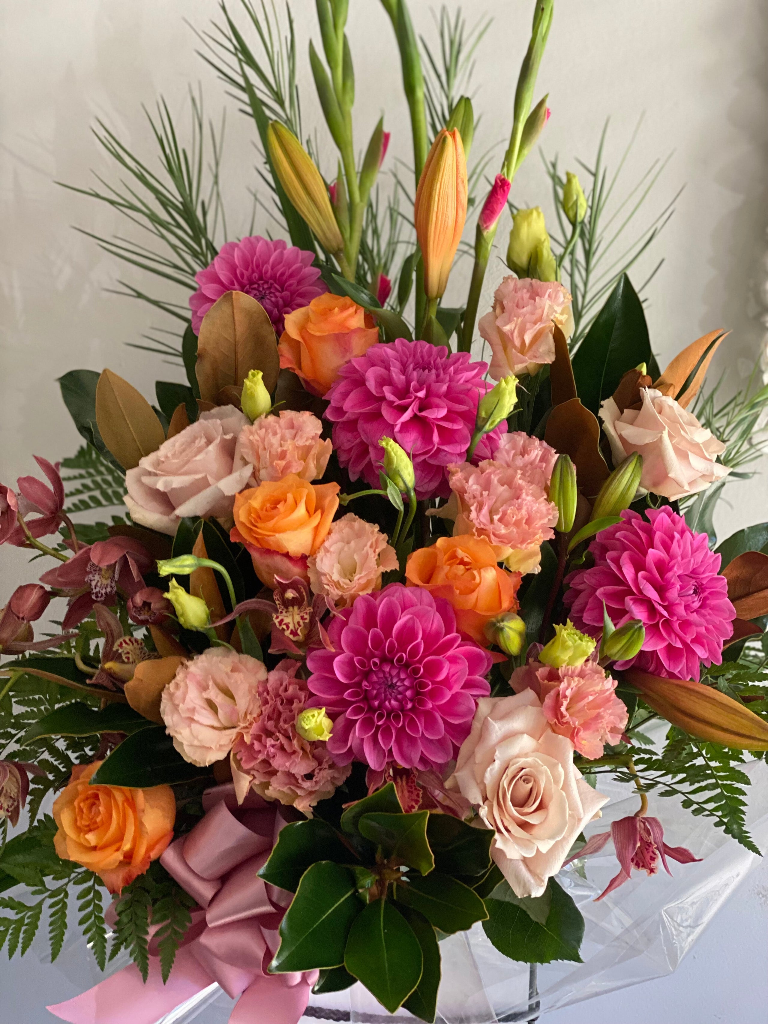 Ellerslie Flowers Kempsey Florist Deluxe Bouquet | Ellerslie Flowers